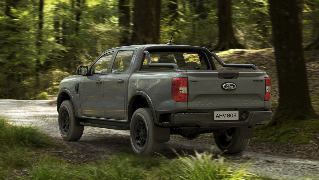 Ford Ranger - legendarny pick up oferowany jest w ośmiu wersjach