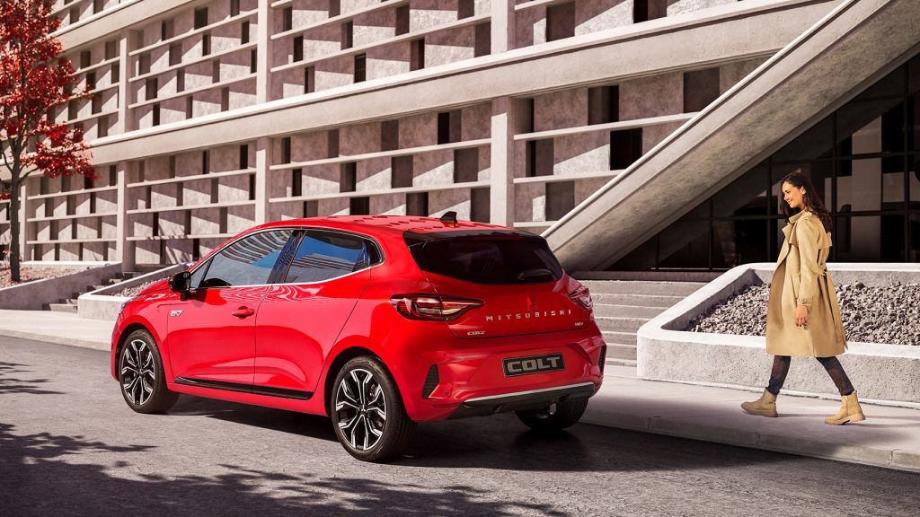Nowy Mitsubishi Colt 2023. Zdjęcia, wymiary, dane techniczne, silniki