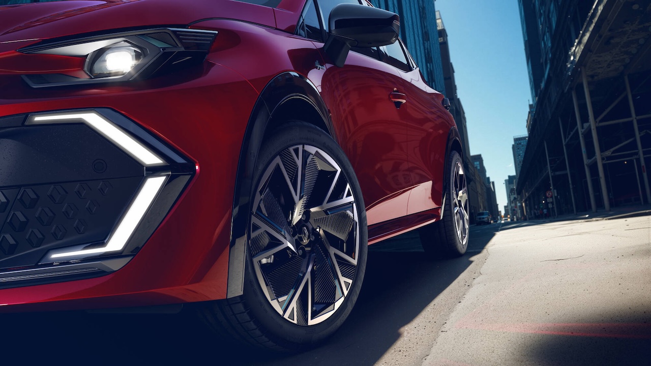 Renault Clio VI: hybrydowa rewolucja w miejskim stylu już w 2026 ...